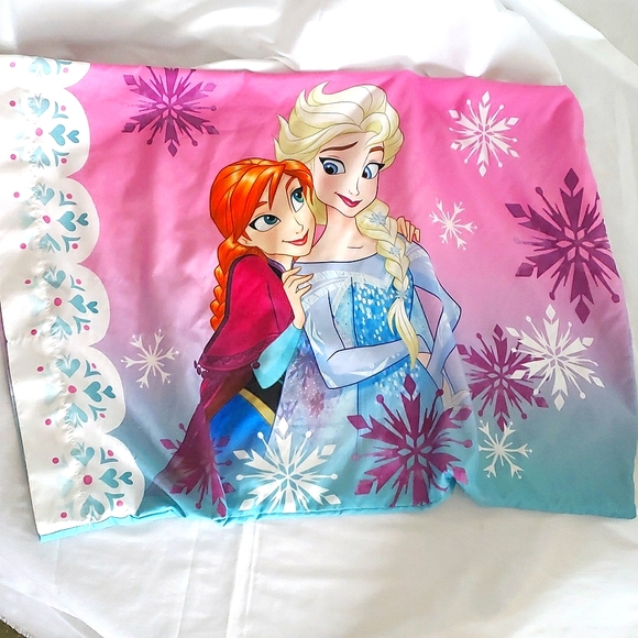Disney | Bedding | Frozen One Elsa Ana And Olaf Pillow Case | Poshmark